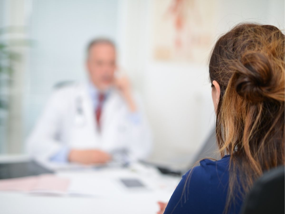 How To Not Be Awkward – 20 Ways To Minimize Awkwardness – Confidence Reboot