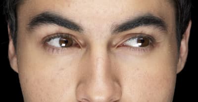 Body Language of a Disinterested Man: What to Look For – Confidence Reboot